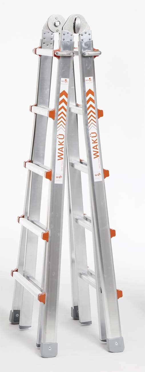Waku telescopic ladder store
